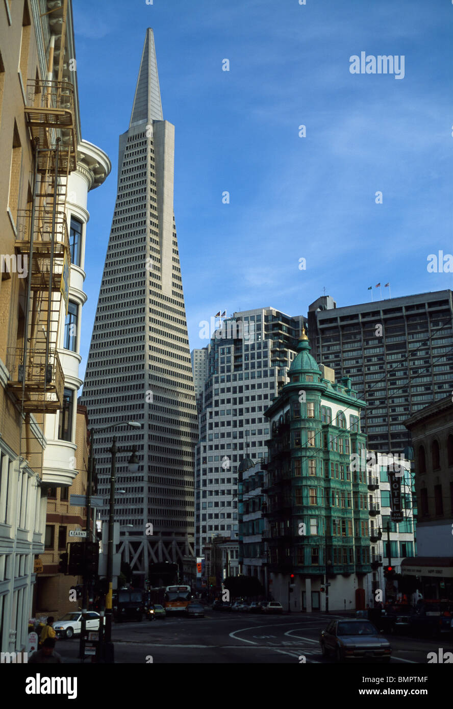 San francisco flacheisen -Fotos und -Bildmaterial in hoher Auflösung ...