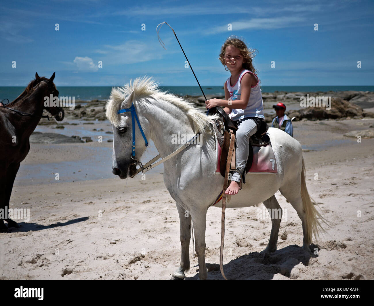 Mädchen pferdestrand -Fotos und -Bildmaterial in hoher Auflösung – Alamy