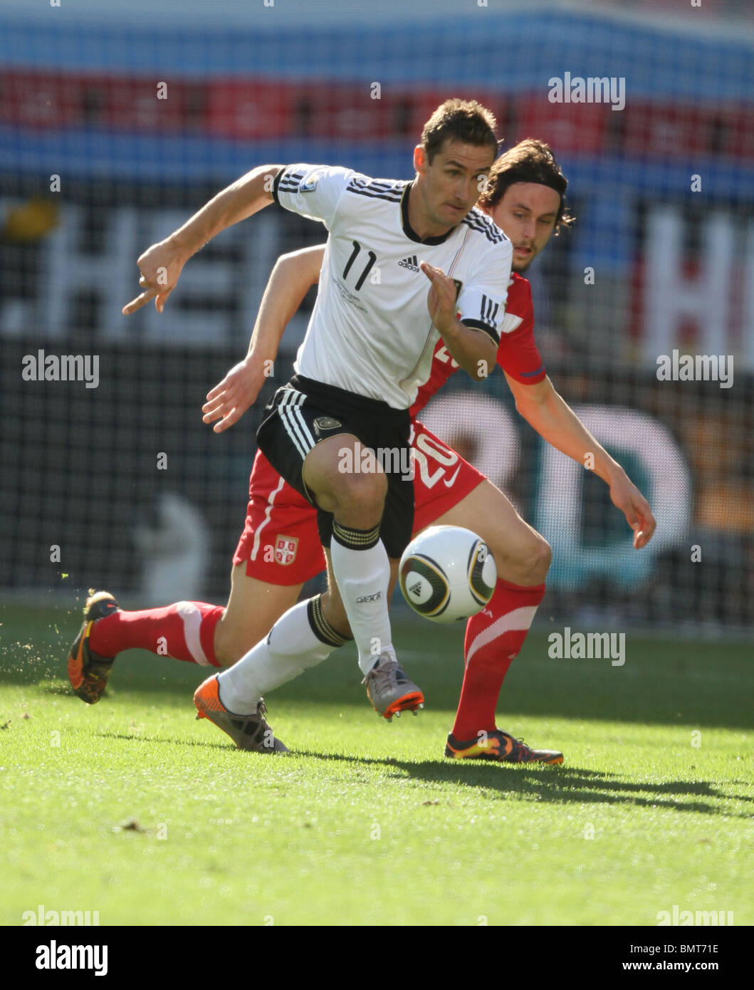 Neven subotic serbia nelson mandela -Fotos und -Bildmaterial in hoher ...