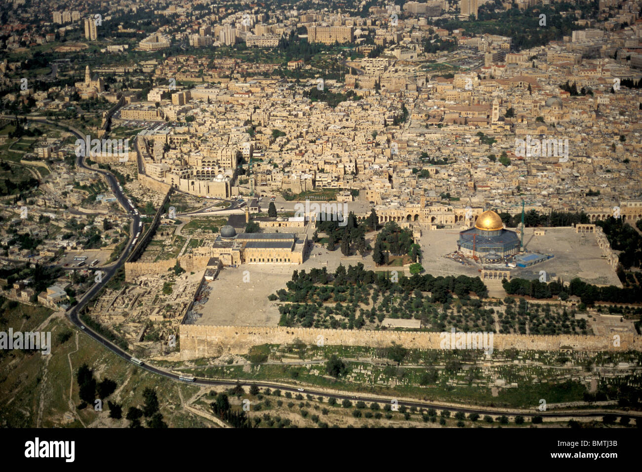 Israel, ein Luftbild der Tempelberg und die Altstadt von Jerusalem ...