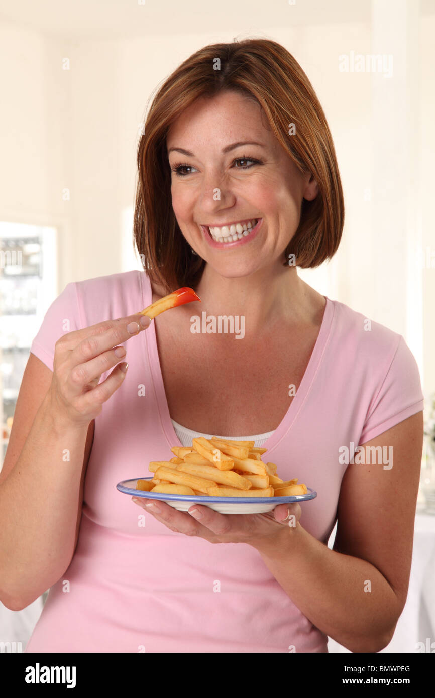 Pommes frites fettig -Fotos und -Bildmaterial in hoher Auflösung – Alamy