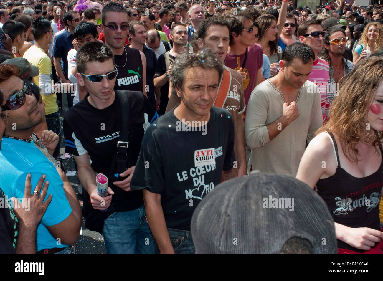Fun teens teenagers lgbt -Fotos und -Bildmaterial in hoher Auflösung ...