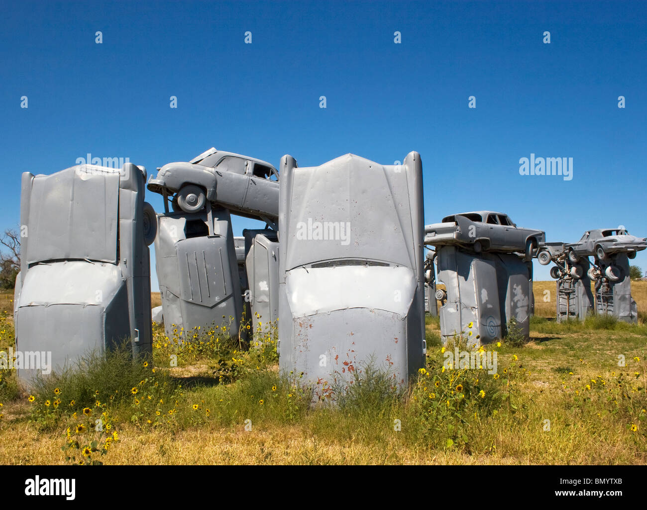 Carhenge ist eine Nachbildung von Stonehenge gebaut mit alten Autos von ...