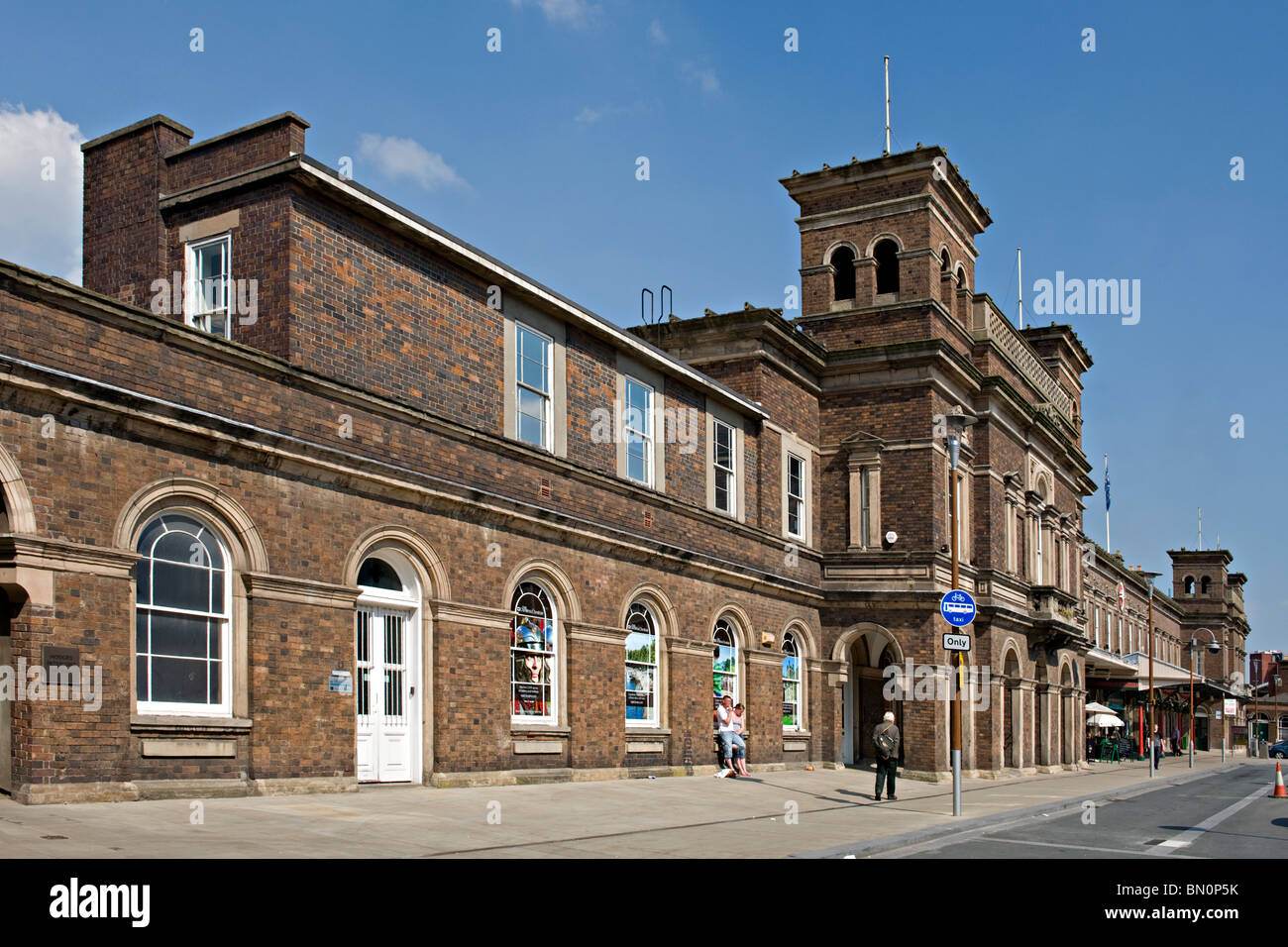 Chester fernbahnhof -Fotos und -Bildmaterial in hoher Auflösung – Alamy