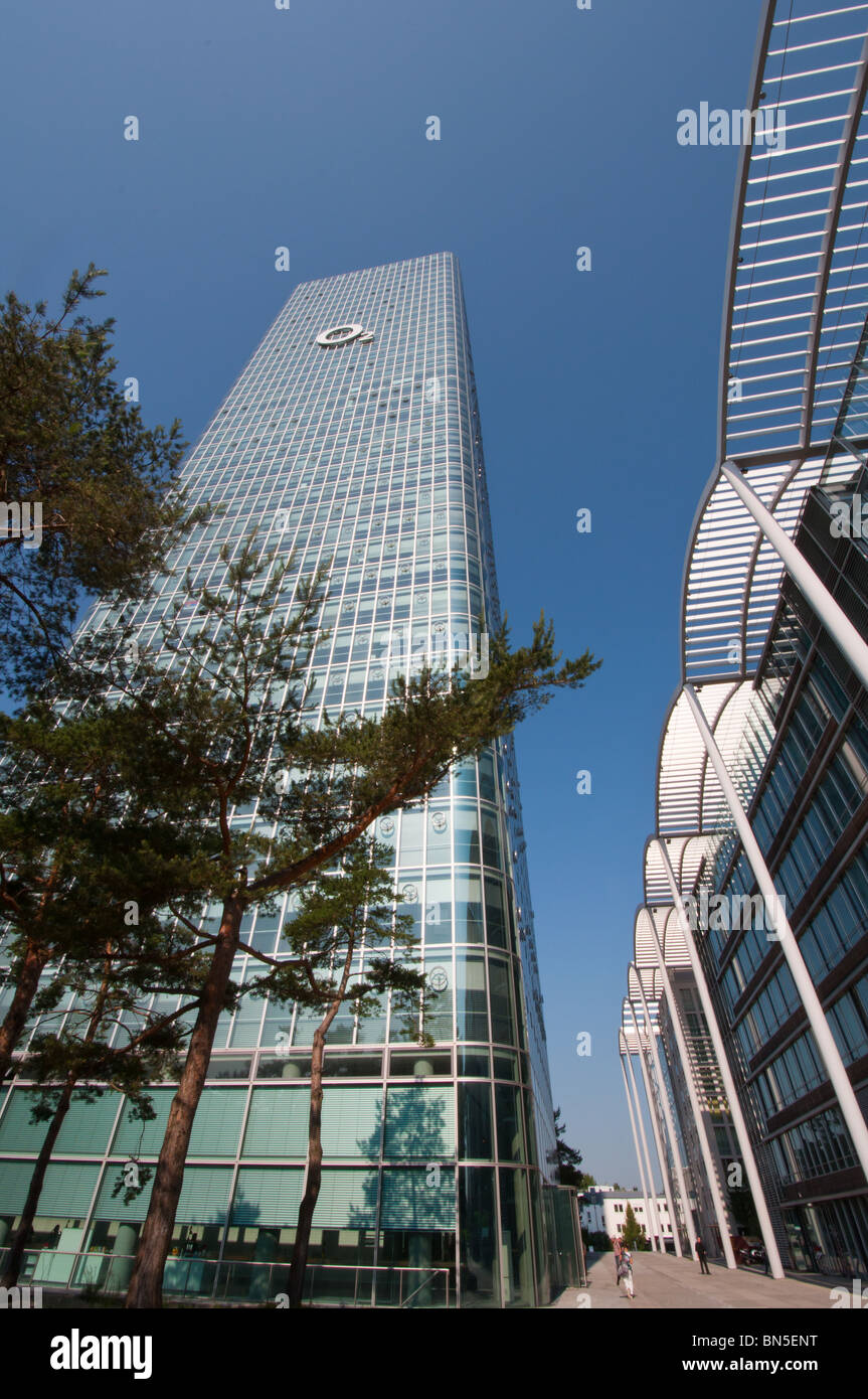 O2 turm -Fotos und -Bildmaterial in hoher Auflösung – Alamy