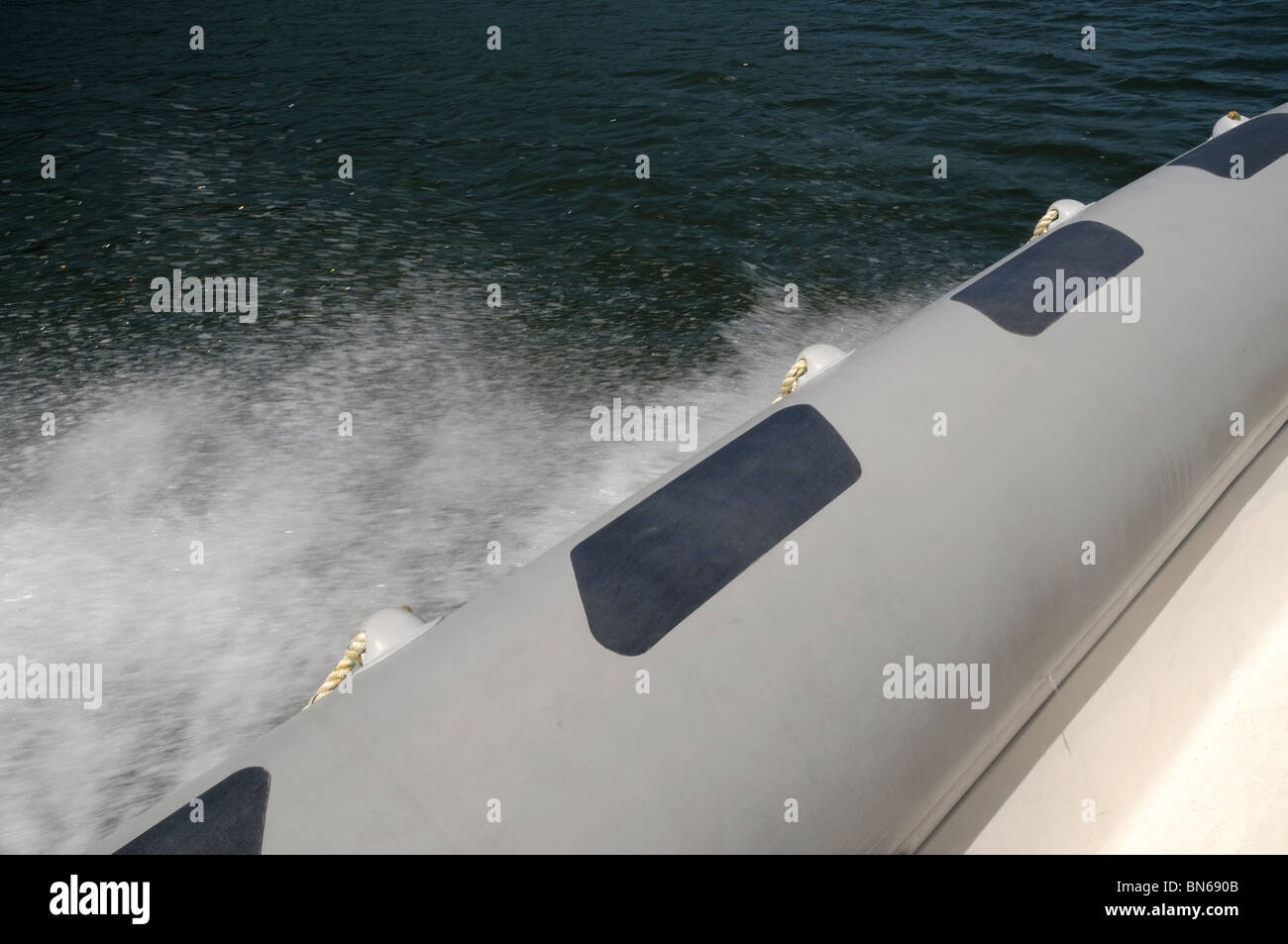 Schnellboot schnellboot -Fotos und -Bildmaterial in hoher Auflösung – Alamy