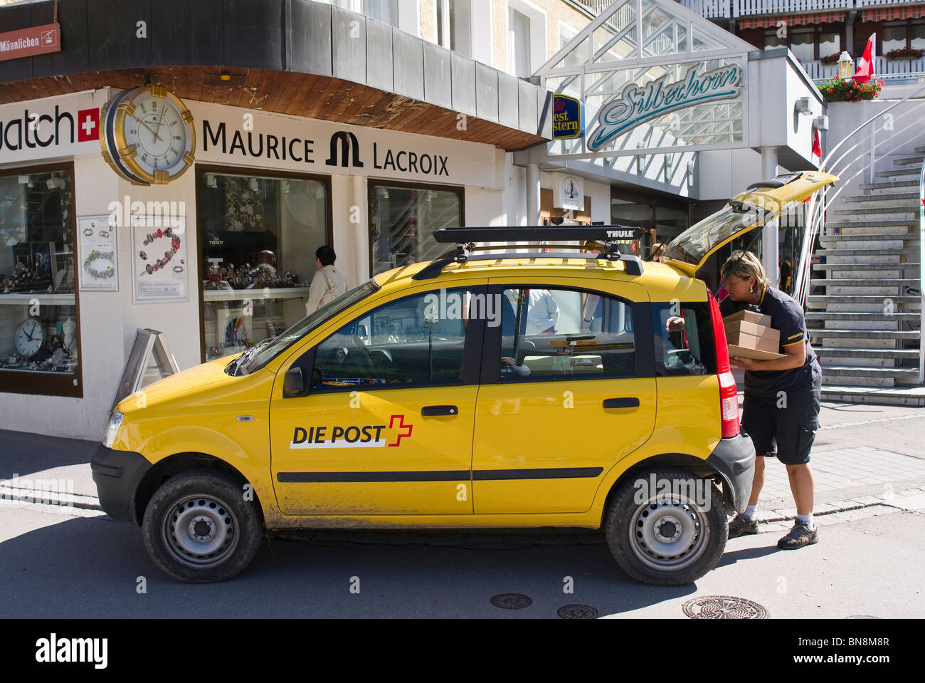 Bunt wengen -Fotos und -Bildmaterial in hoher Auflösung – Alamy