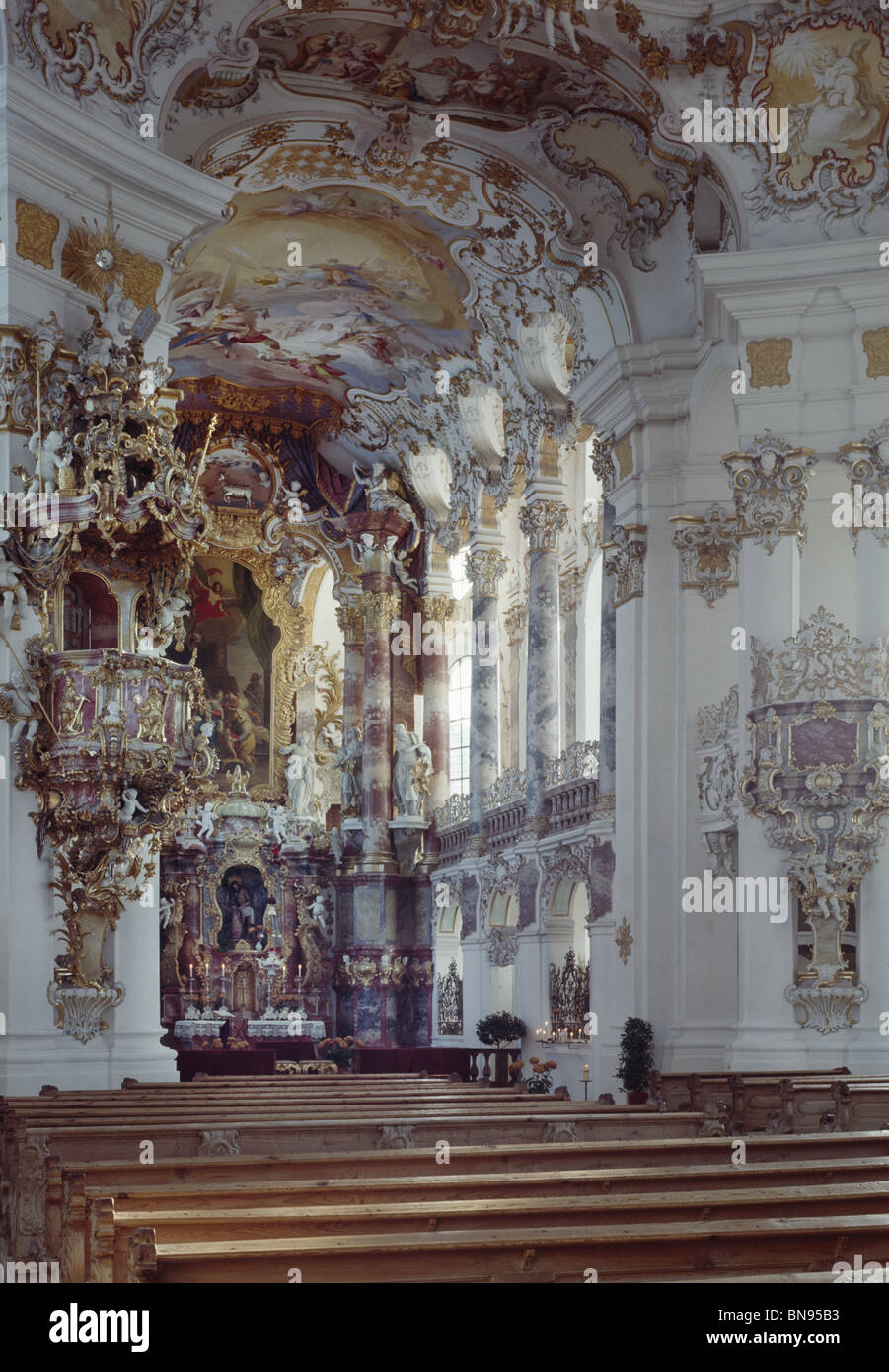 Wieskirche, Wallfahrt Kirche von Wies, Bayern. Rokoko-Kirche mit ovalen ...