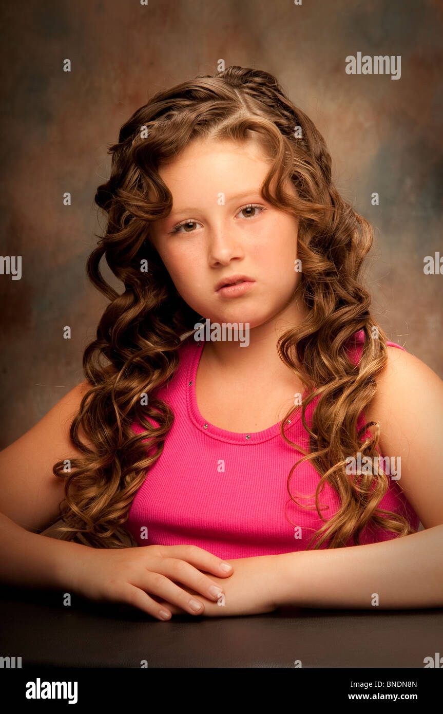 Porträt von preteen Mädchen Stockfotografie - Alamy