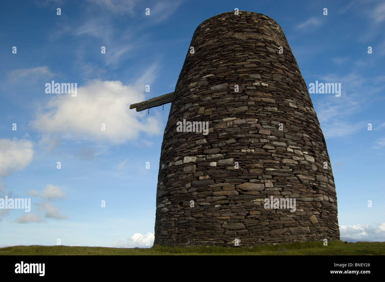Dingle turm -Fotos und -Bildmaterial in hoher Auflösung – Alamy