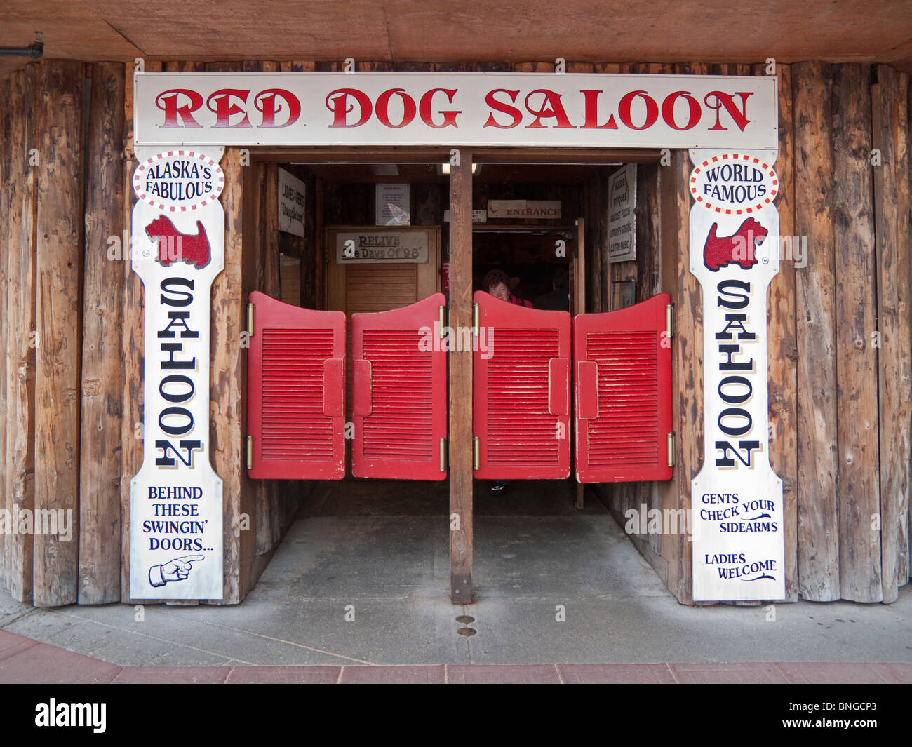 Der rote hundesalon -Fotos und -Bildmaterial in hoher Auflösung – Alamy