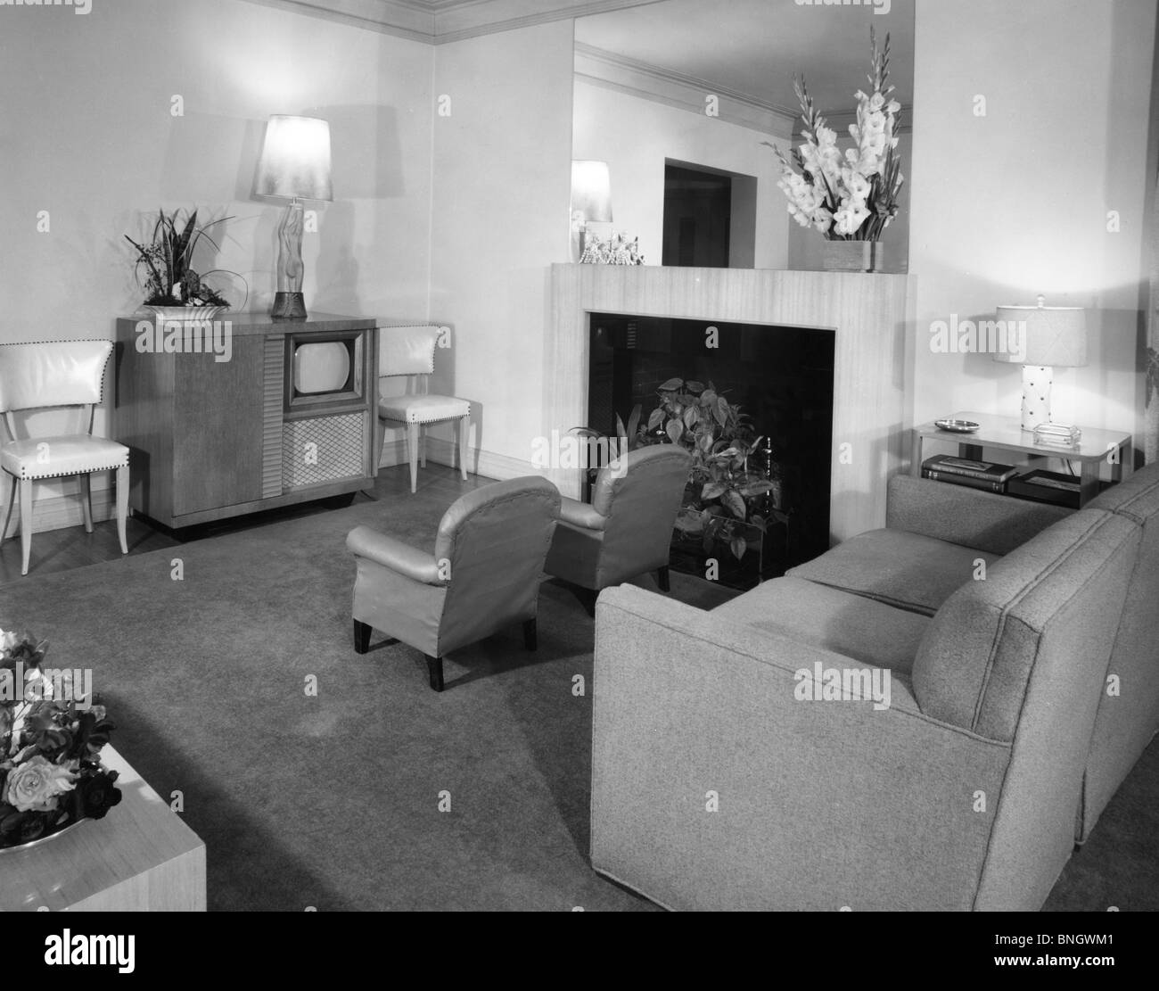 1950s living room -Fotos und -Bildmaterial in hoher Auflösung – Alamy