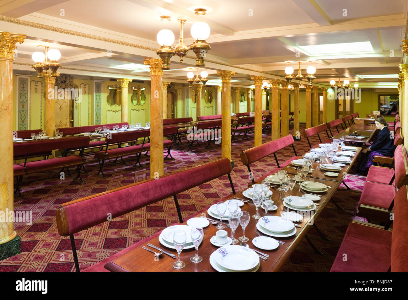 Die First Class Restaurants Salon des S S Great Britain jetzt Ruhe in ...