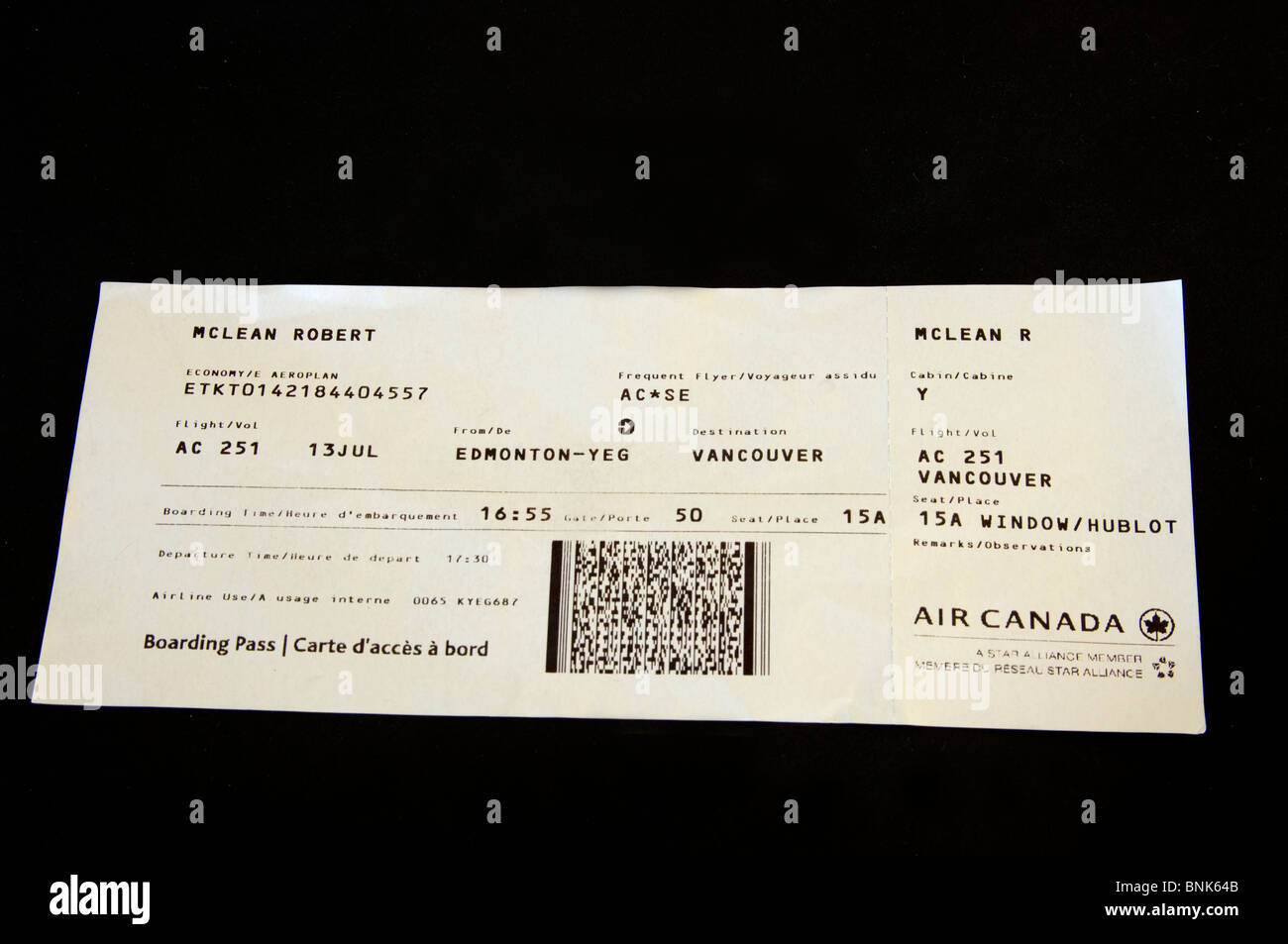 Aeroplane ticket -Fotos und -Bildmaterial in hoher Auflösung – Alamy