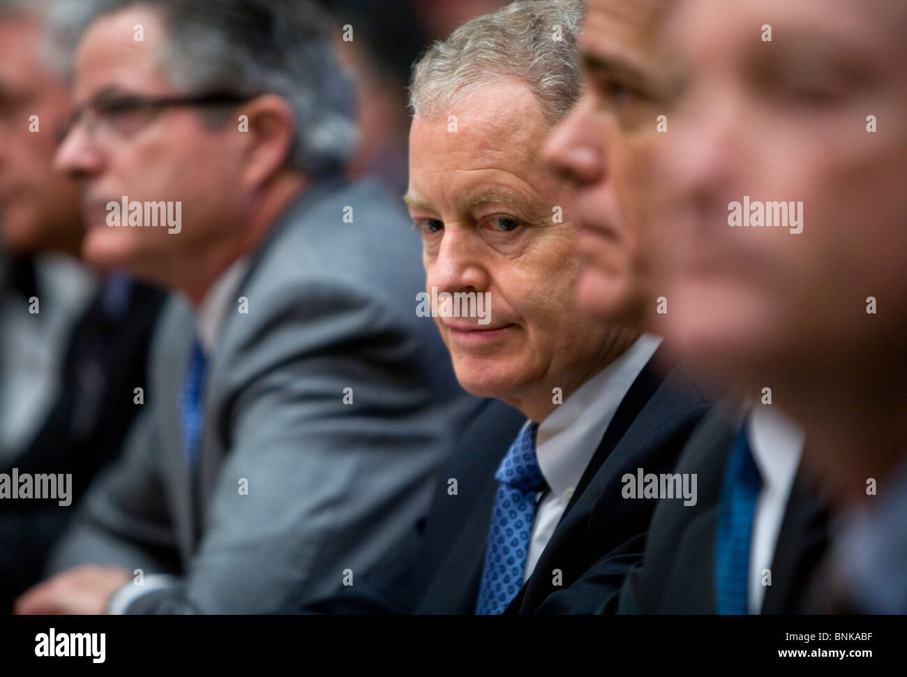 Ceo shell -Fotos und -Bildmaterial in hoher Auflösung – Alamy