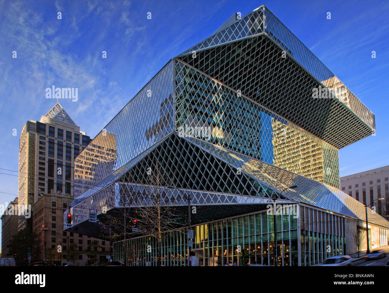Die Seattle Central Library ist die Flaggschiff-Bibliothek von Seattle ...