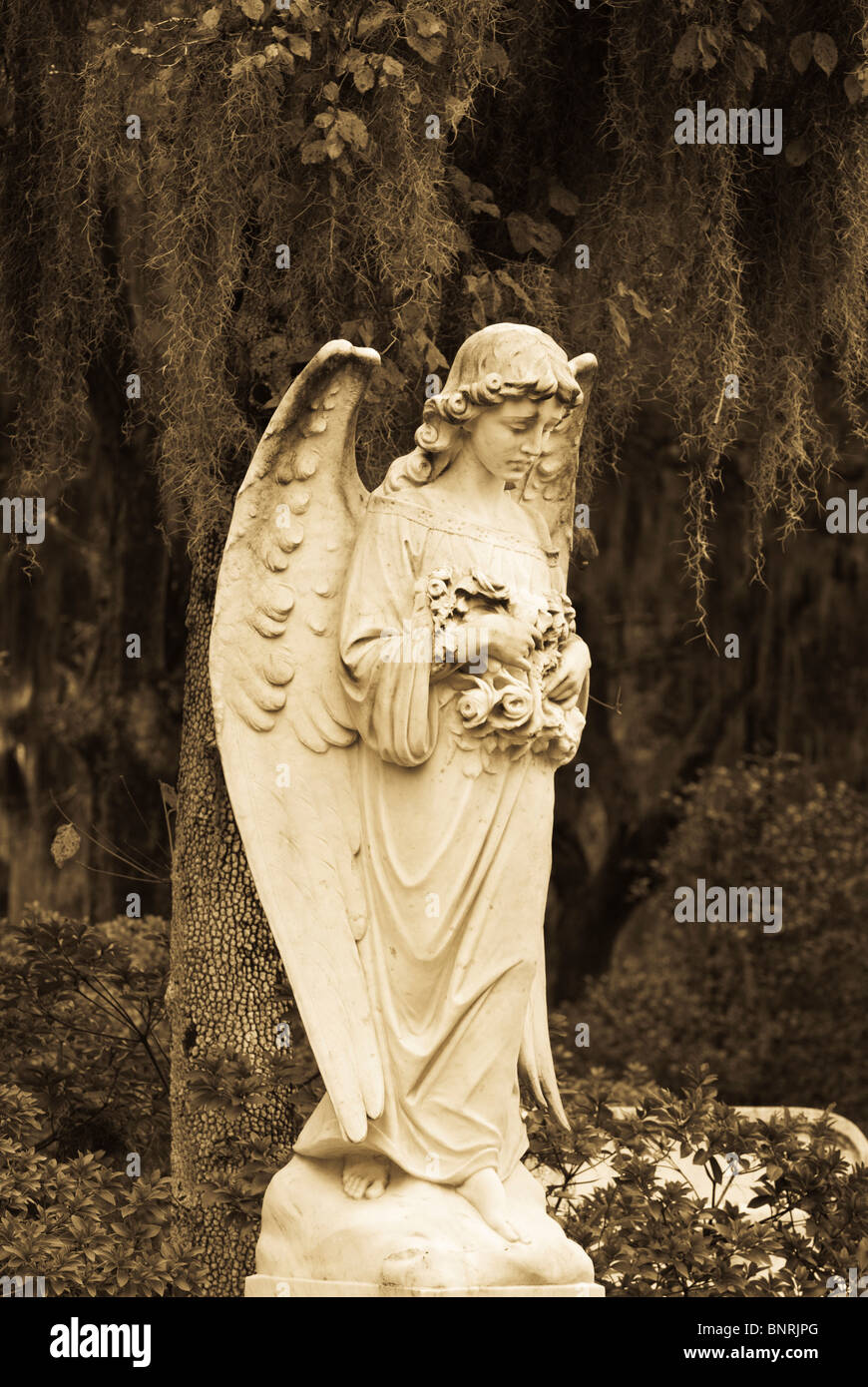 Statue angel grief sadness -Fotos und -Bildmaterial in hoher Auflösung ...