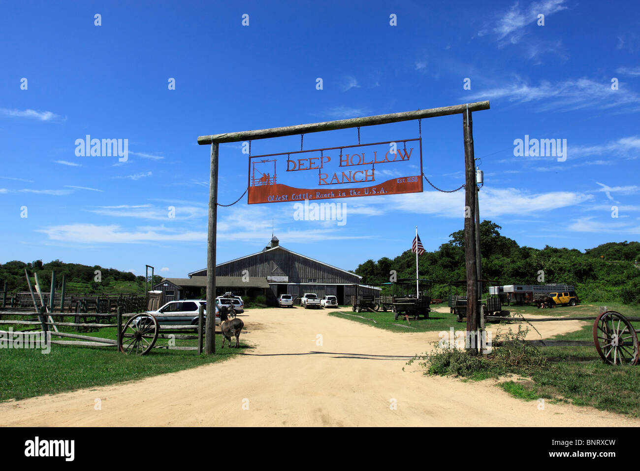 Bauernhof historischen tourismus attraktion ziel wagen rad zeichen rost ...