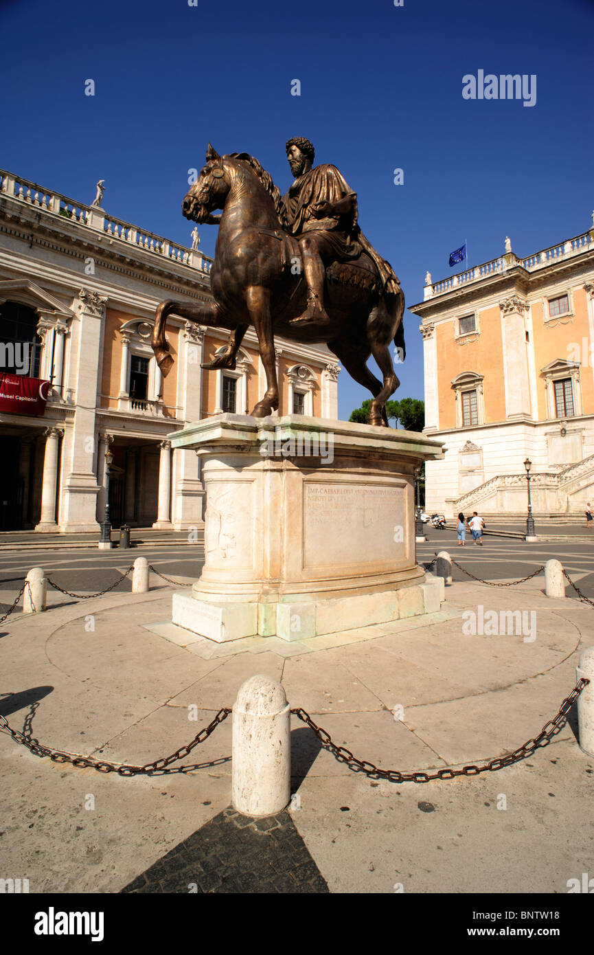 Statuen von pferdenkaisern -Fotos und -Bildmaterial in hoher Auflösung ...