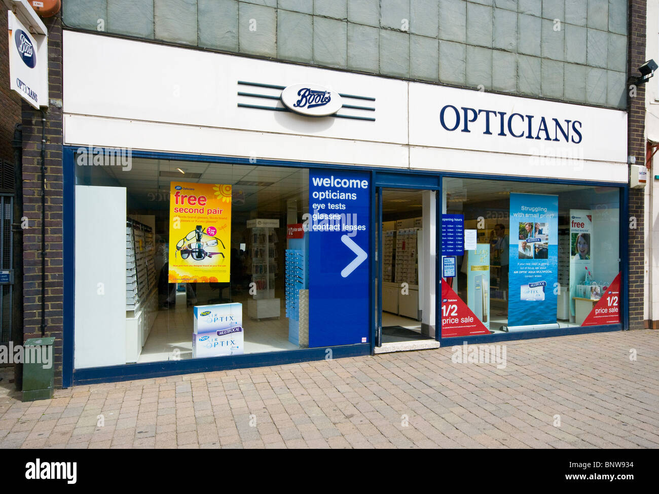 Britische optiker -Fotos und -Bildmaterial in hoher Auflösung – Alamy