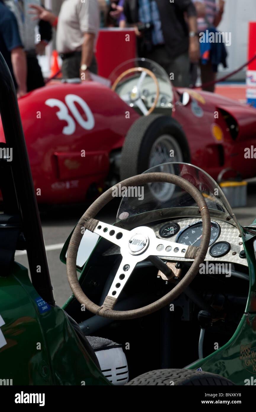 Formel 1 Cooper Racing Auto Cockpit, 2010 Silverstone Classic, UK ...