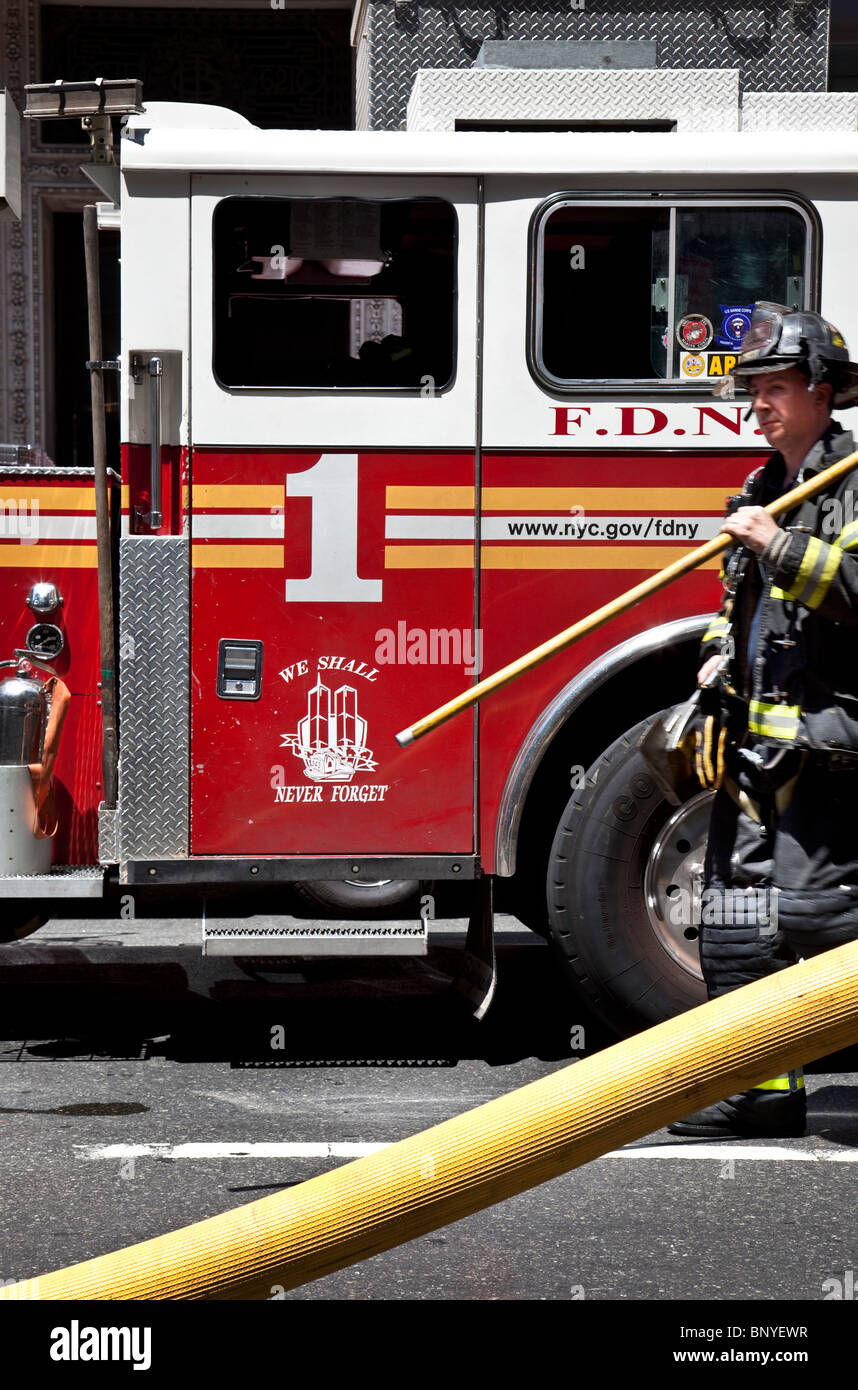 Twin Towers 9 11 Fire Stockfotos und -bilder Kaufen - Alamy