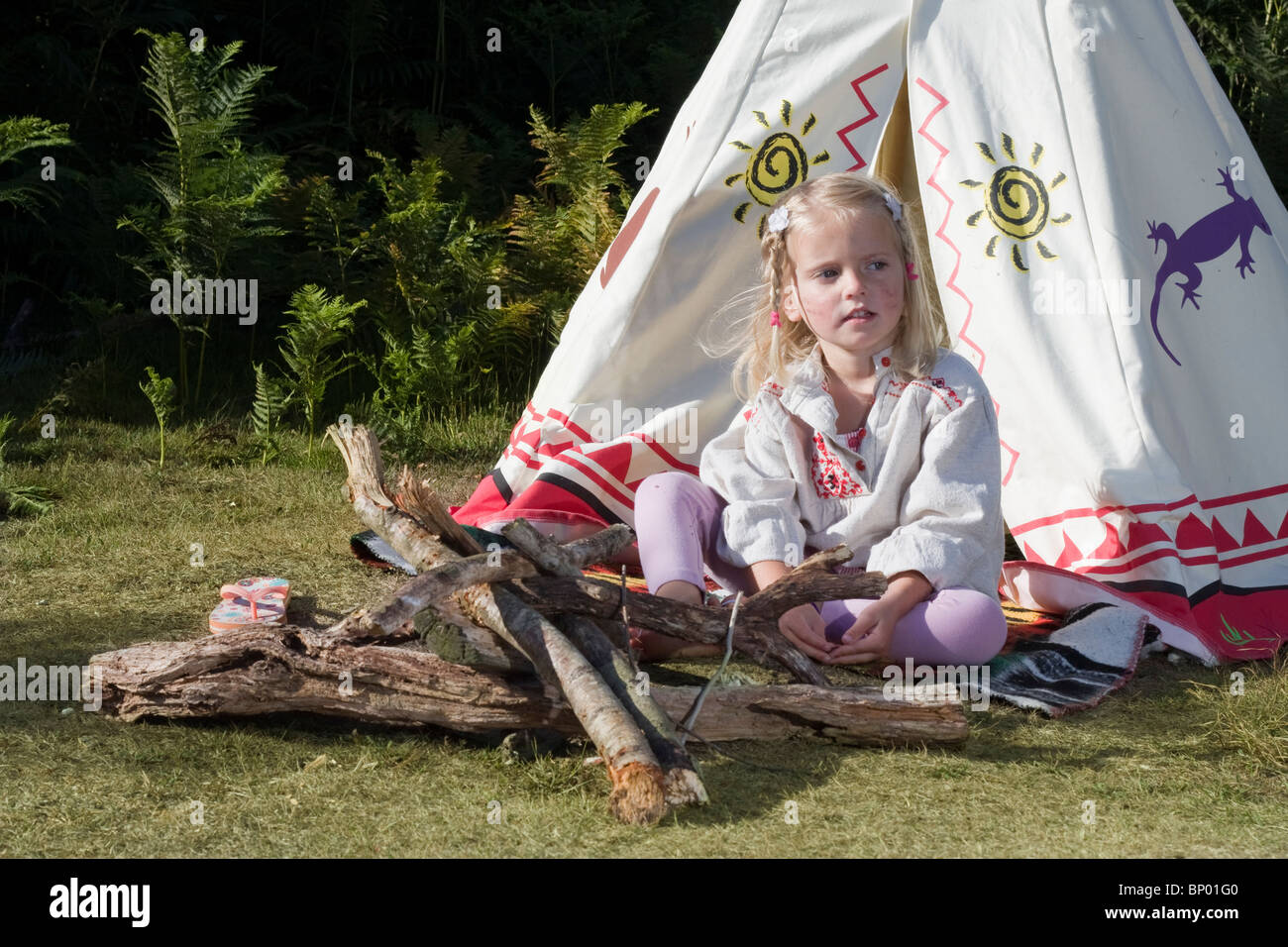 Squaw girl -Fotos und -Bildmaterial in hoher Auflösung – Alamy