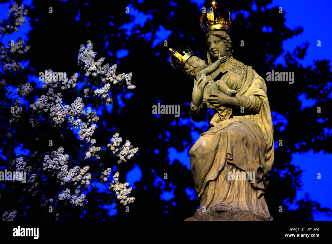 Maria und jesus statue -Fotos und -Bildmaterial in hoher Auflösung – Alamy