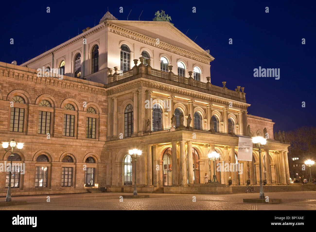 Oper hannover -Fotos und -Bildmaterial in hoher Auflösung – Alamy