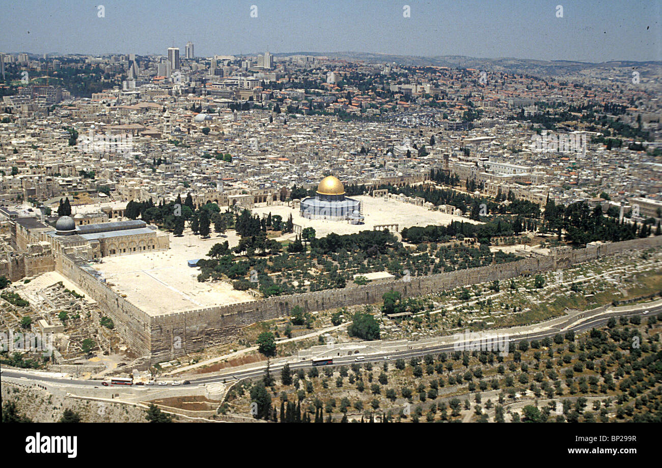 JERUSALEM - LUFTBILD VON SÜDEN/OSTEN MIT DEM TEMPELBERG & DIE MOSCHEE ...