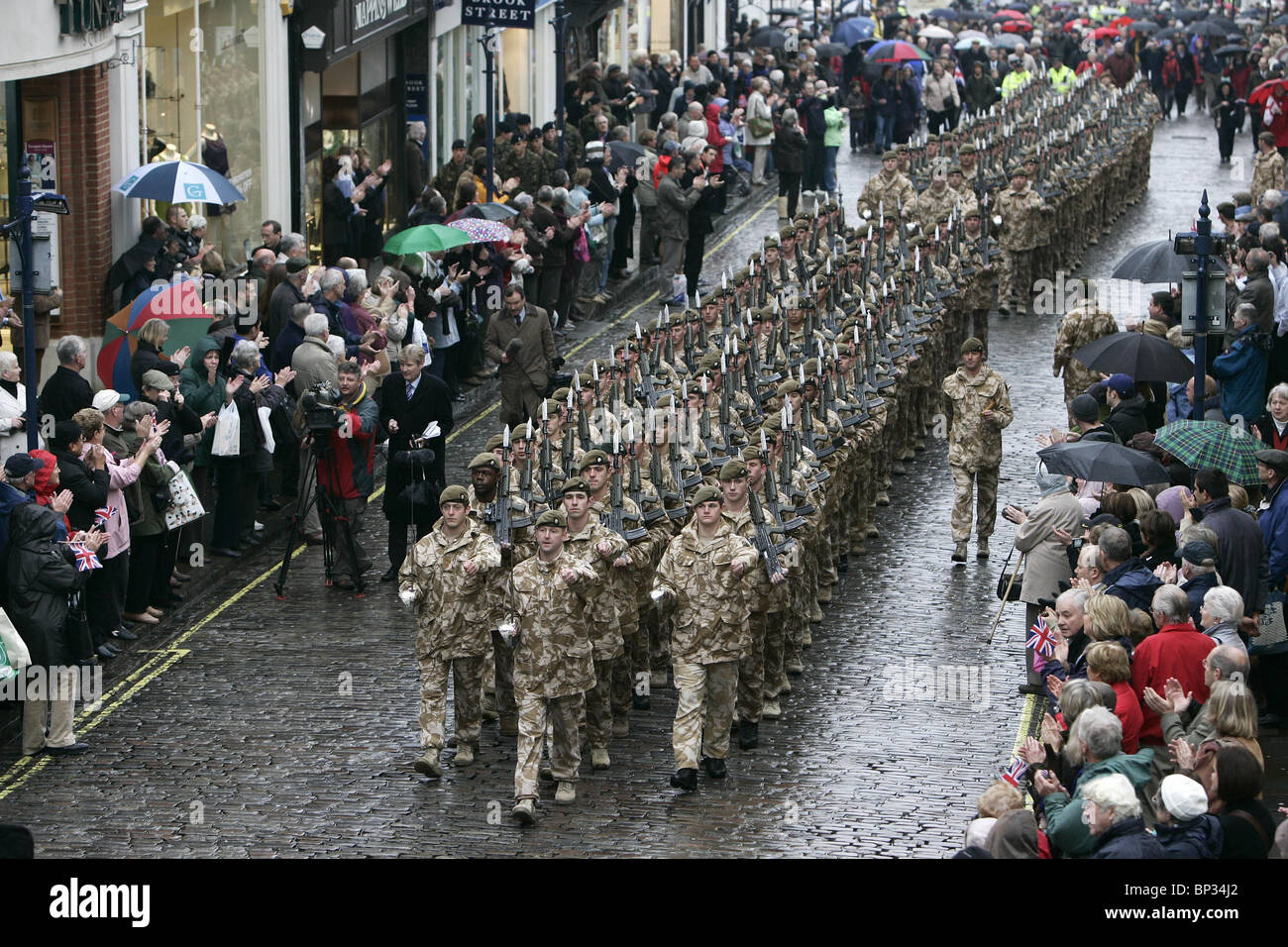 Truppen von der 1. Bataillon Royal Anglian Regiment-Parade durch die ...