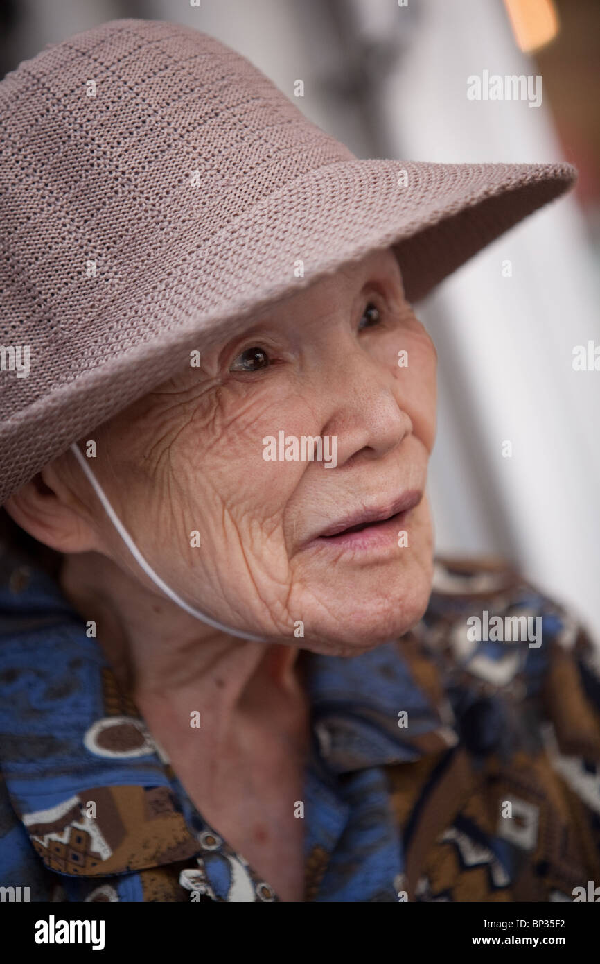 Japanische weibliche rentner -Fotos und -Bildmaterial in hoher ...