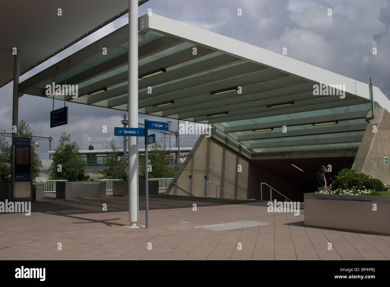 Rail terminal -Fotos und -Bildmaterial in hoher Auflösung – Alamy