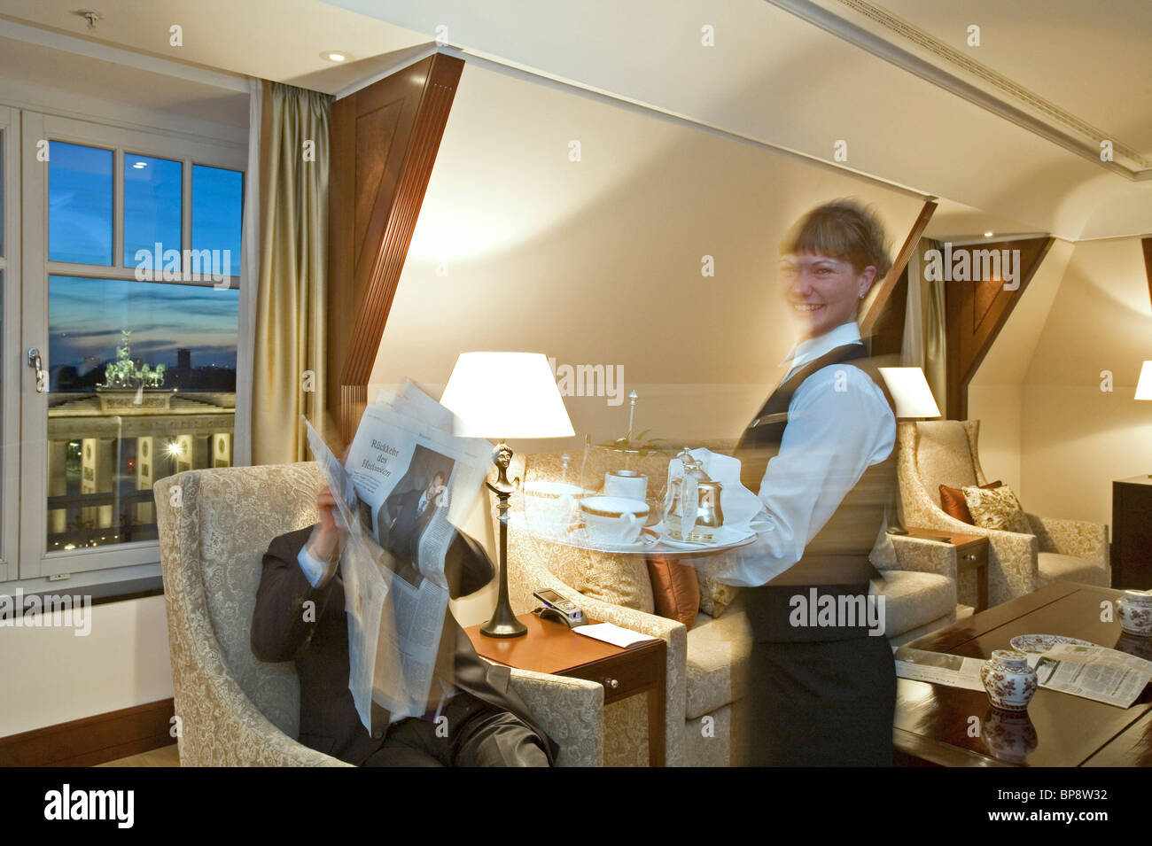 Lobby des hotels adlon kempinski -Fotos und -Bildmaterial in hoher ...