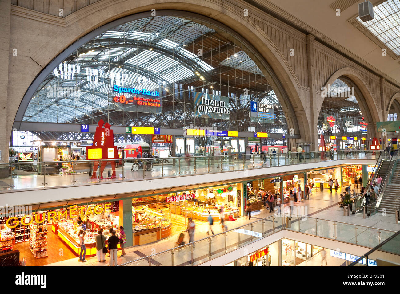 Leipziger hauptbahnhof -Fotos und -Bildmaterial in hoher Auflösung – Alamy