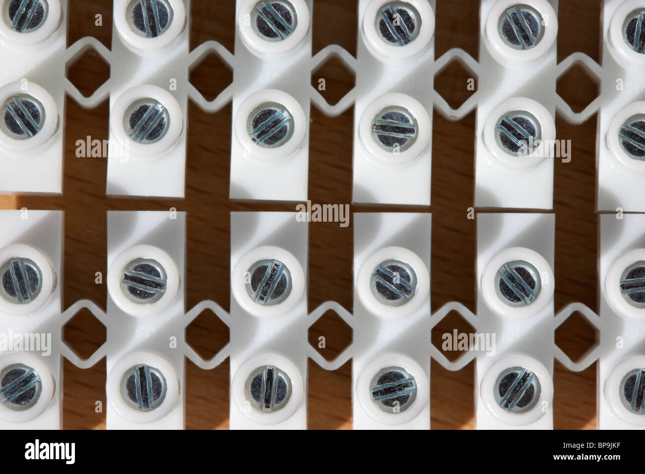 Elektrische klemmleiste -Fotos und -Bildmaterial in hoher Auflösung – Alamy