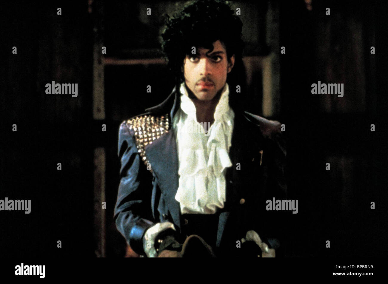 Lila Regen Stockfotos und -bilder Kaufen - Alamy