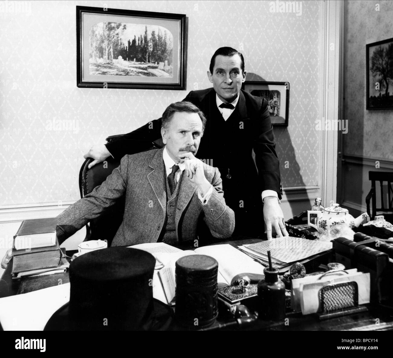 JEREMY BRETT, EDWARD HARDWICKE, DIE RÜCKKEHR DES SHERLOCK HOLMES, 1986 ... JEREMY BRETT, EDWARD HARDWICKE, DIE RÜCKKEHR DES SHERLOCK HOLMES, 1986 ...