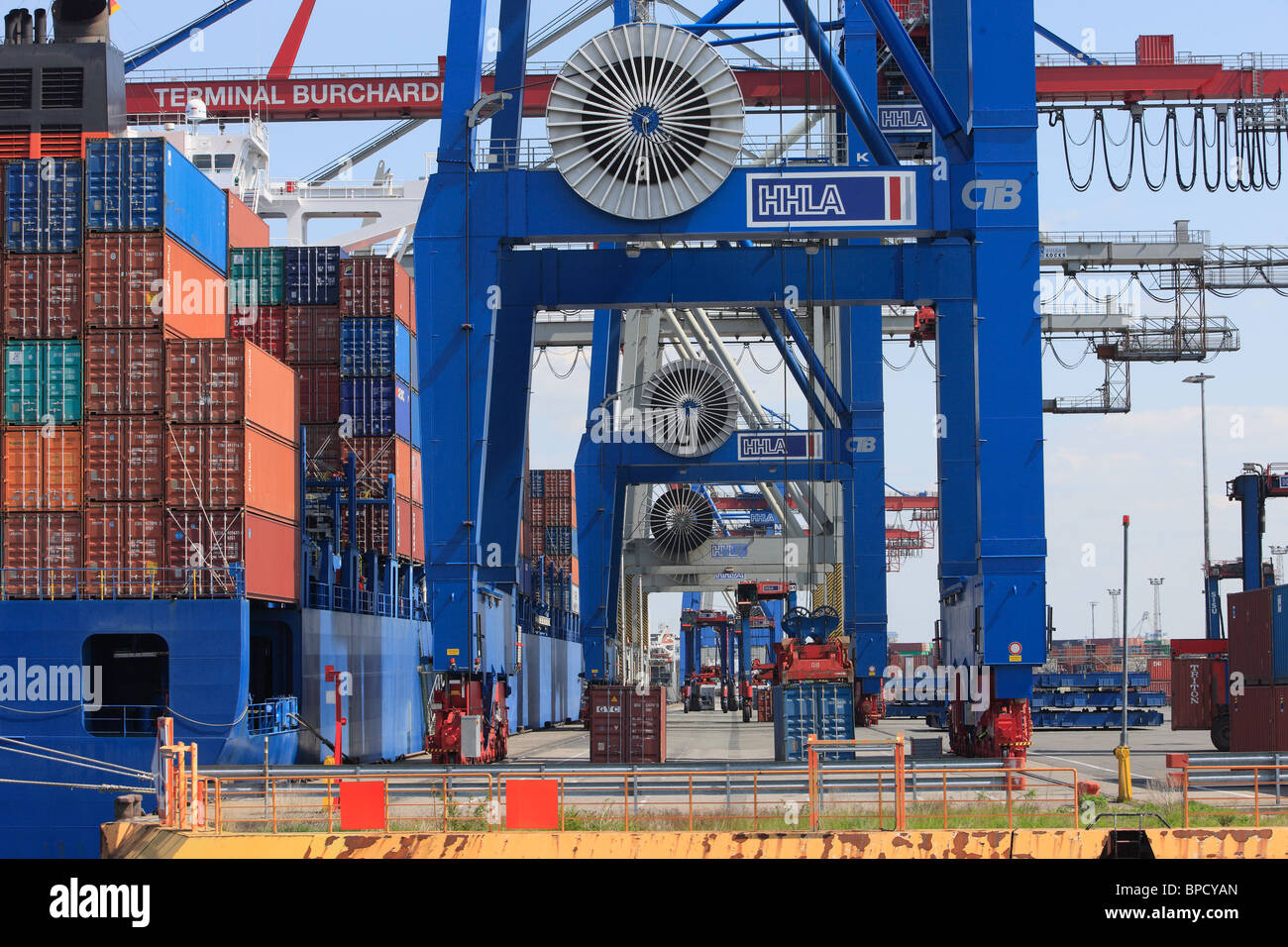 Container Terminal Burchardkai, Hamburg, Deutschland Stockfotografie ...