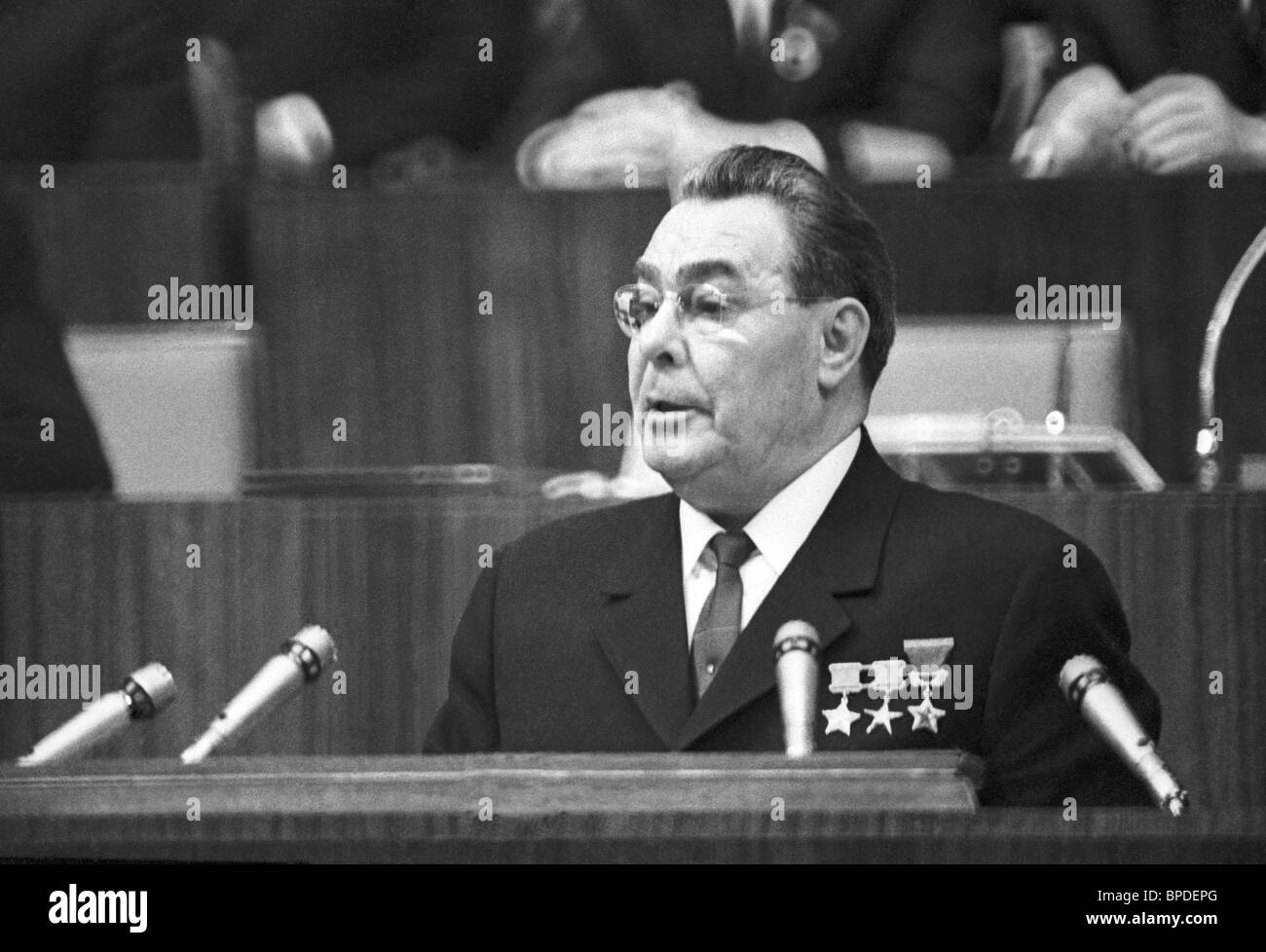 Congress Brezhnev Stockfotos und -bilder Kaufen - Alamy