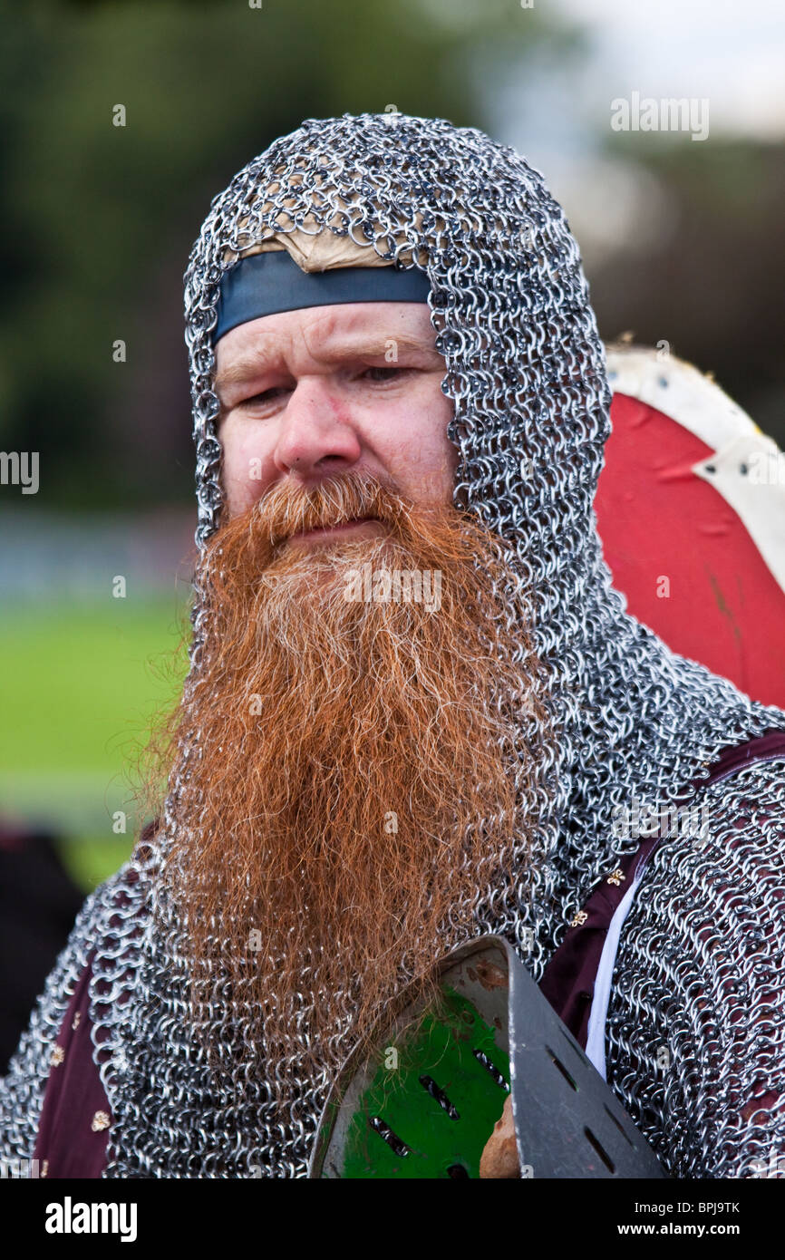 Chainmail knight -Fotos und -Bildmaterial in hoher Auflösung – Alamy