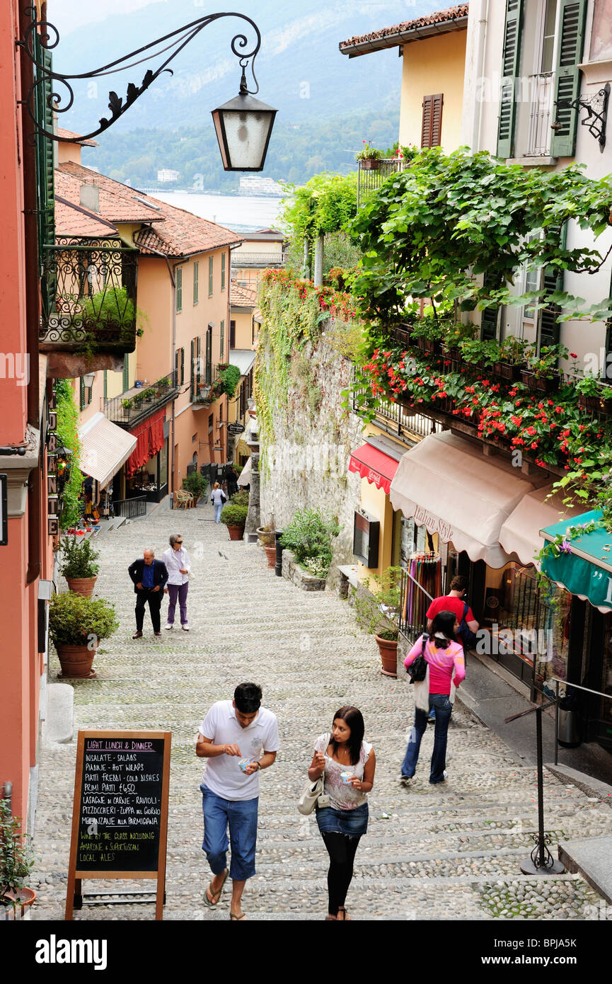 Shopping Street, Bellagio, Comer See, Lombardei, Italien ...