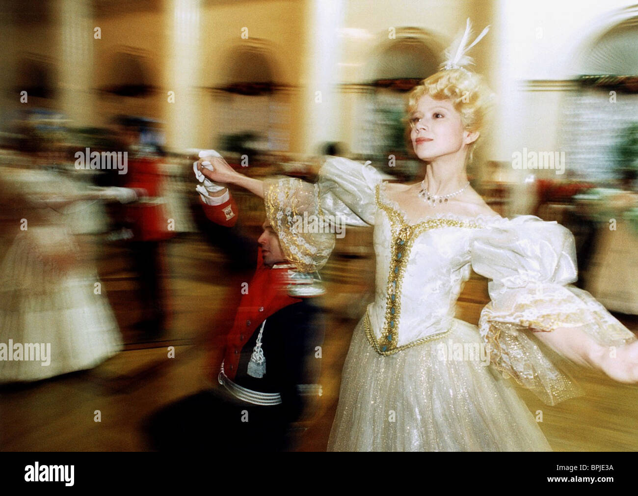 MARIYA KUZNETSOVA RUSSIAN ARK; RUSSKIJ KOVCHEG (2002 Stockfotografie - Alamy