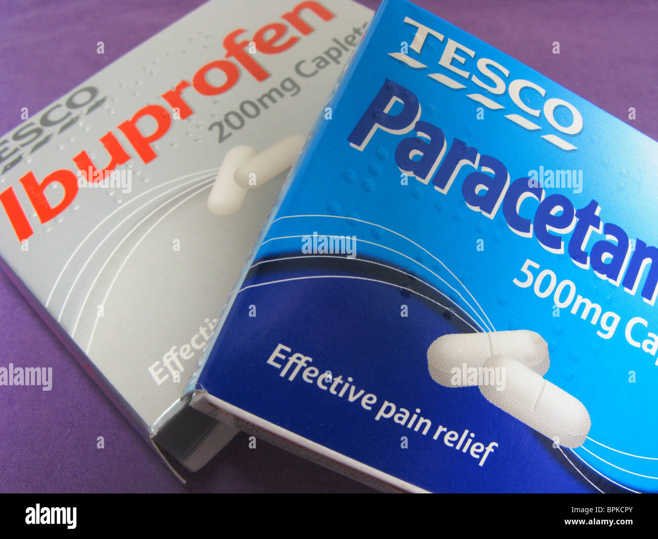 Supermarkt paracetamol -Fotos und -Bildmaterial in hoher Auflösung – Alamy