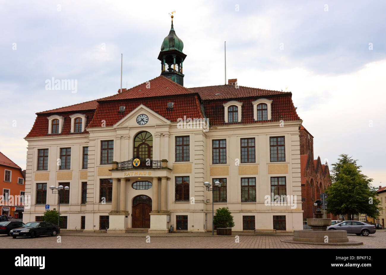 Rathaus von Teterow, Mecklenburg Vorpommern, Deutschland ...