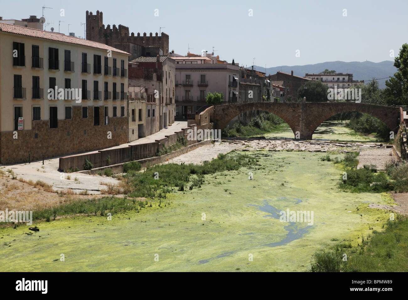 Flussbett flussbett -Fotos und -Bildmaterial in hoher Auflösung – Alamy