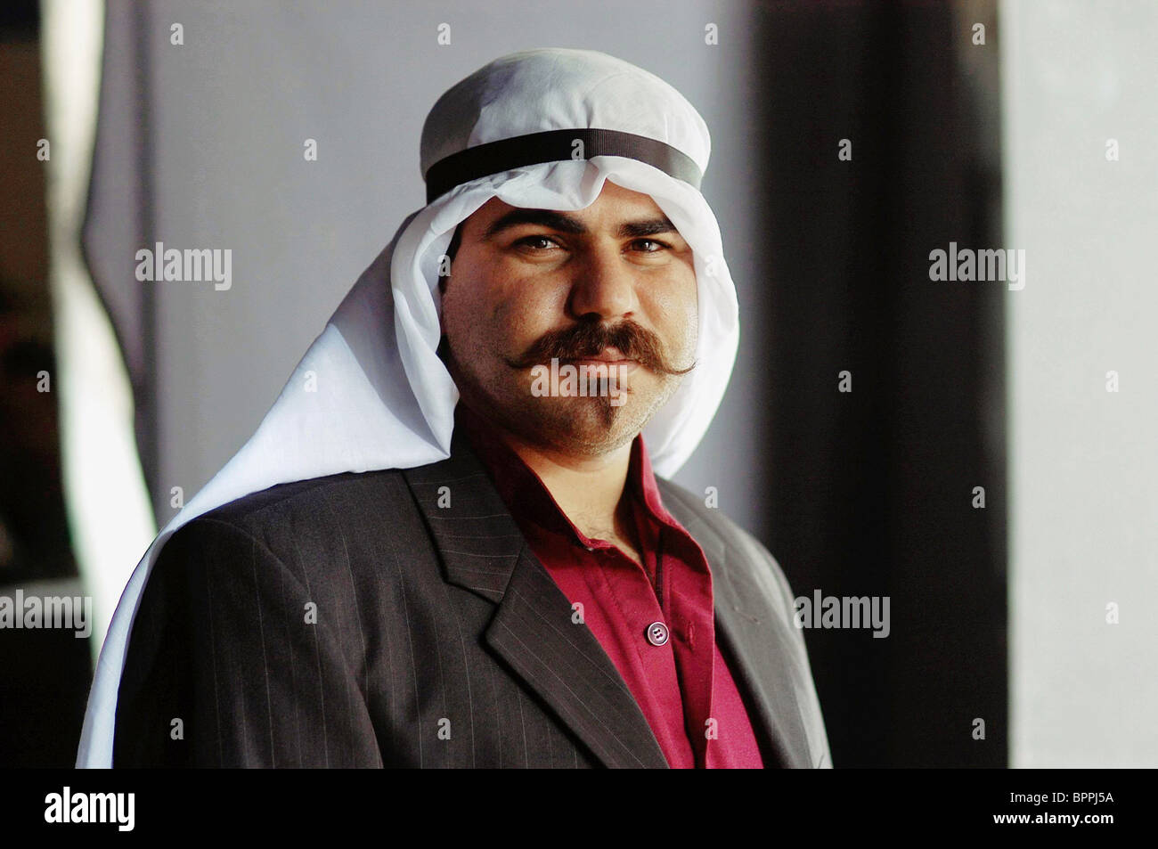 ERHAN UFAK TAL DER WÖLFE: IRAK; KURTLAR VADISI - IRAK (2006 ...