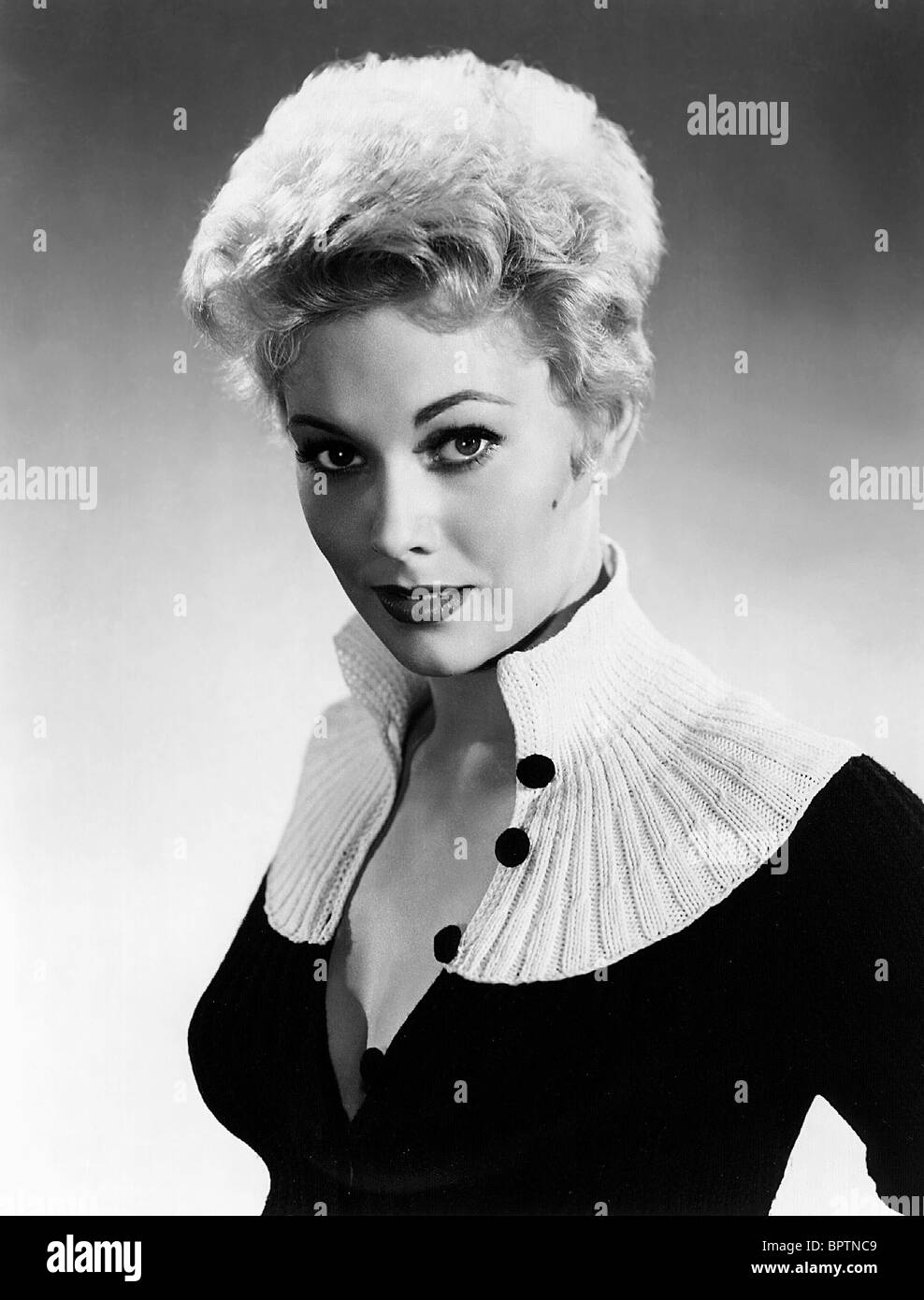 Schauspielerin Kim Novak 1953 Stockfotografie Alamy