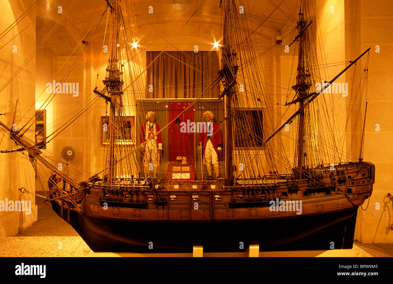 Mittelalterliches kriegsschiff -Fotos und -Bildmaterial in hoher Auflösung – Alamy