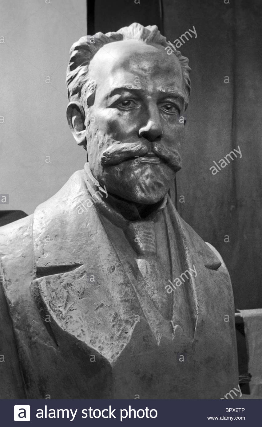 Tchaikovsky Statue Moscow Stockfotos und -bilder Kaufen - Alamy